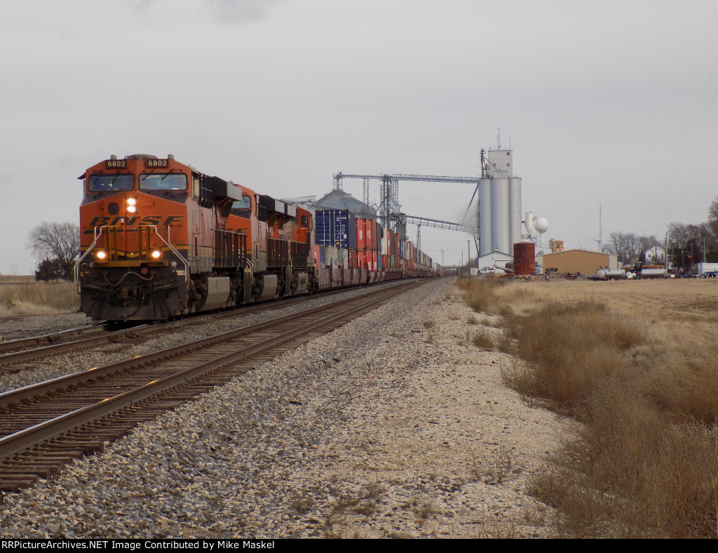 BNSF 6802